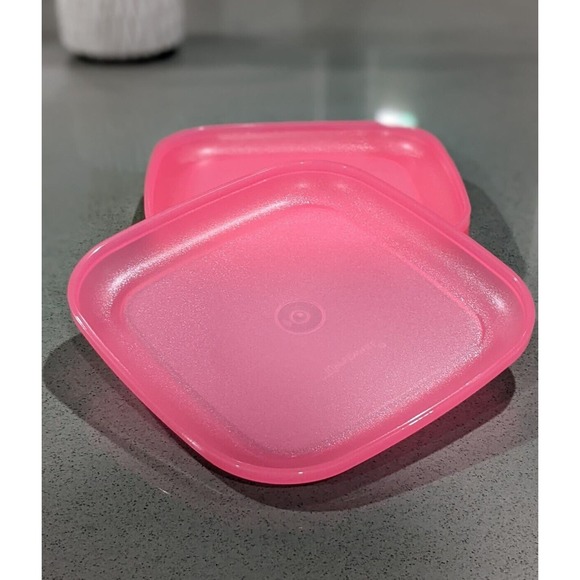 Tupperware | Dining | Tupperware Vintage 4 Luncheon Picnic Square ...